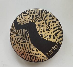 The Best Setting Powder for Mature Skin Over 40 - wizardingbeauty.com